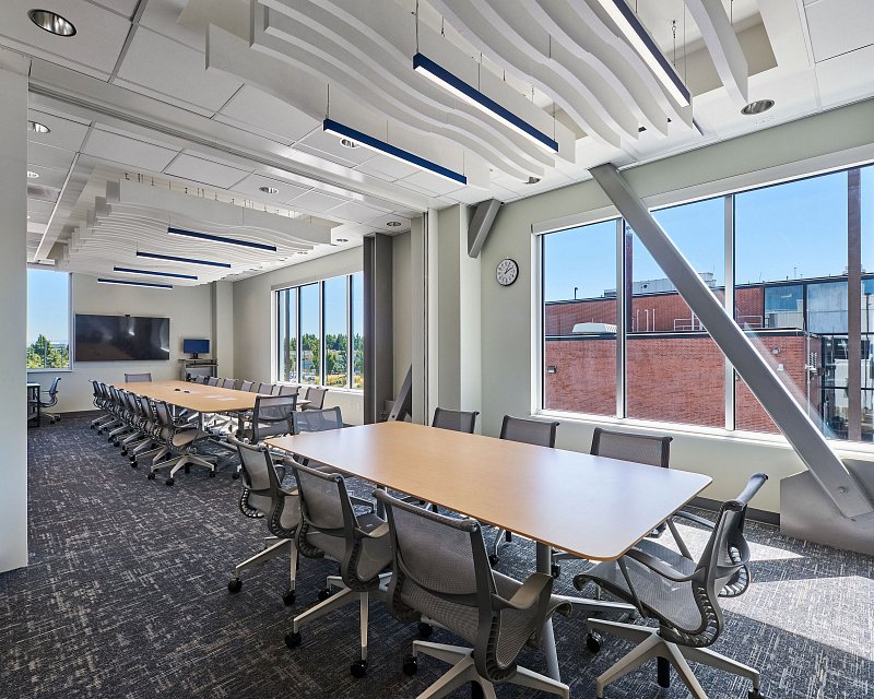 FAA Administrative Office Building at PDX - KuDa Architectural Photography